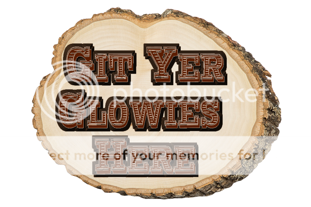 Glowie Wood Sign_zpsnd4lod7r.png Photo by LissasProductions | Photobucket